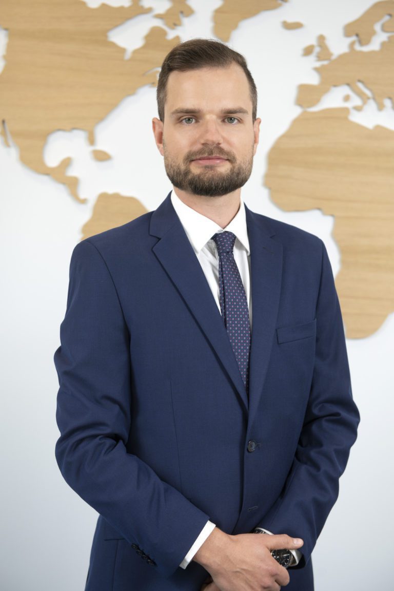 Our team - MOL Logistics Europe