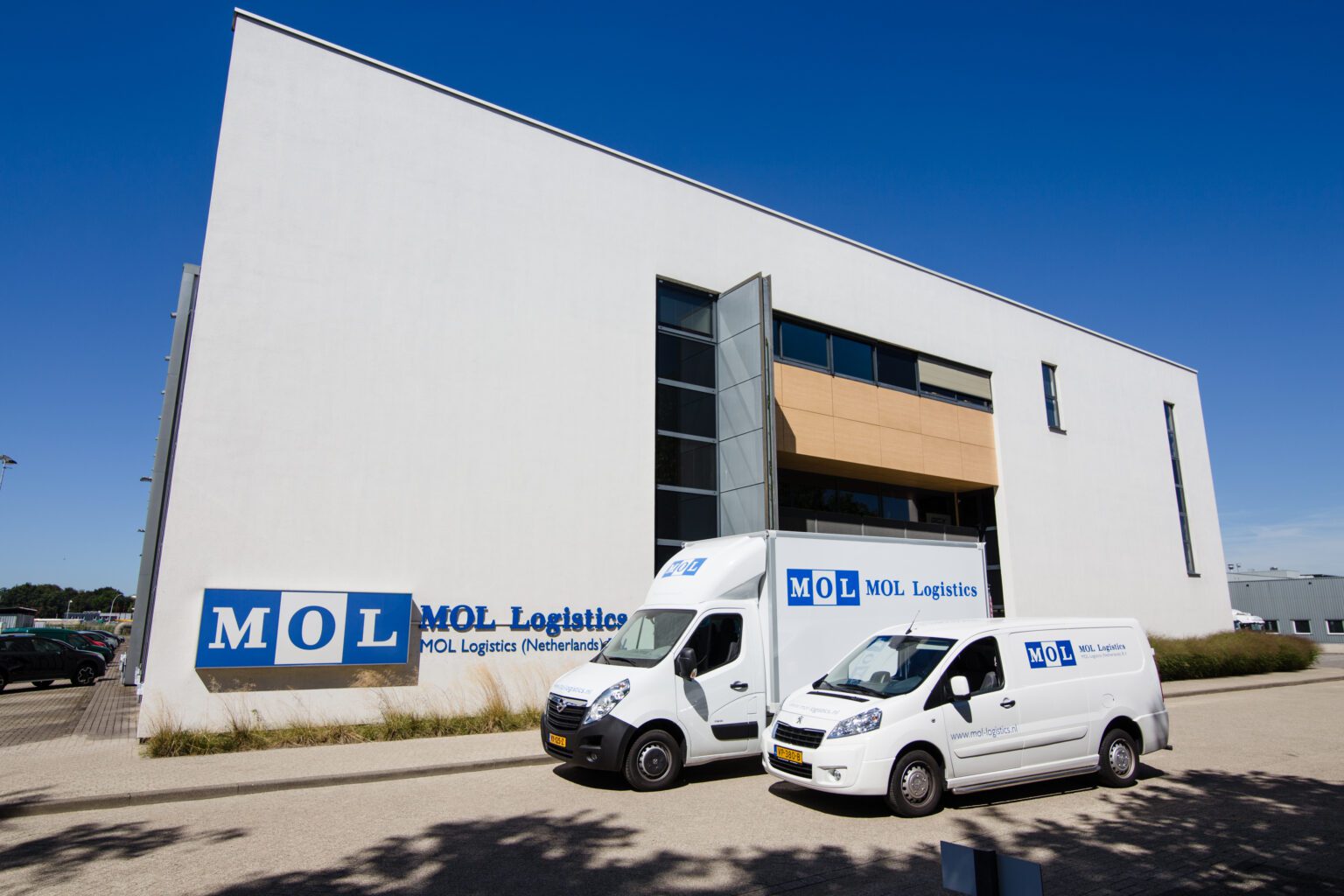 MOL Logistics Offices in Europe | Local Logistics Support